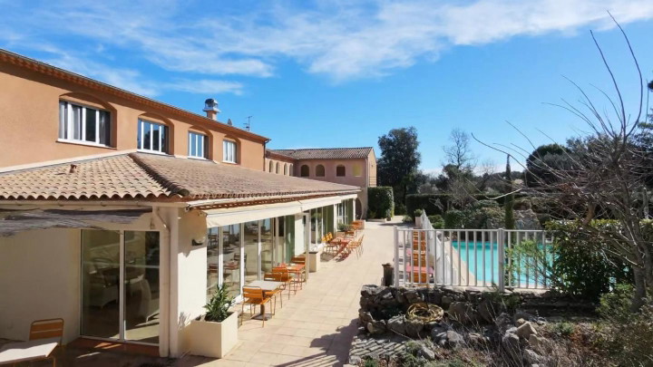 Logis Hostellerie De L'abbaye - Lorgues