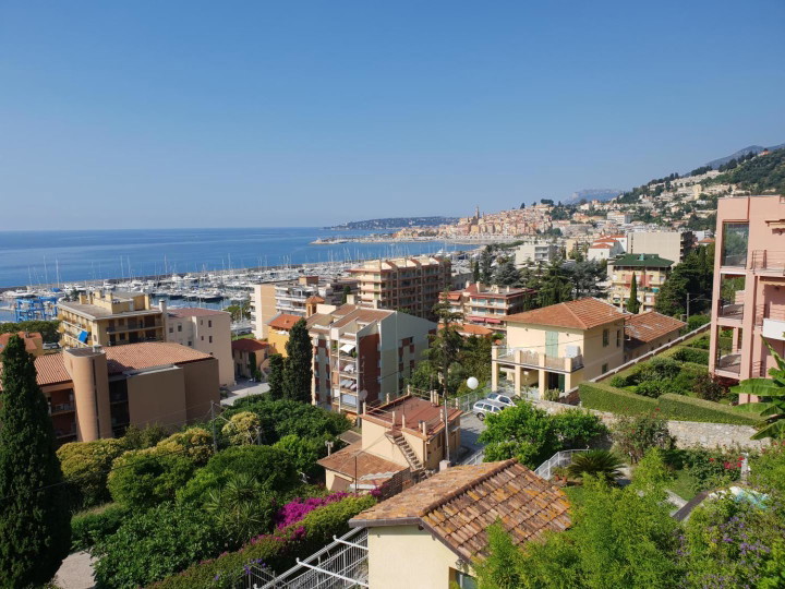 The Blue House, Lovely Apartment In The Côte D'azur For 6 People - Menton