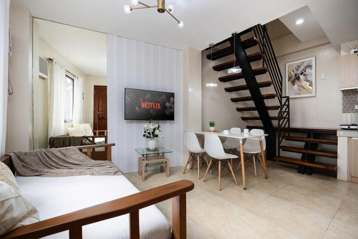 Entire Furnished 3br House In Central Cebu City With Parking And Washer - 
