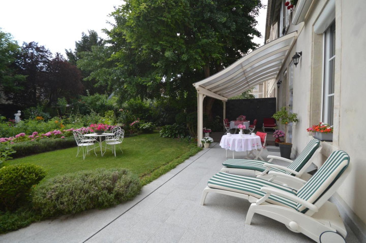 Chambre D'hôtes à Toul Centre Ville Avec Parking Privé - Meurthe-et-Moselle