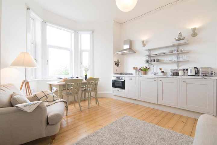 Beach House No1 With Amazing Sea Views And Direct Beach Access - Millport
