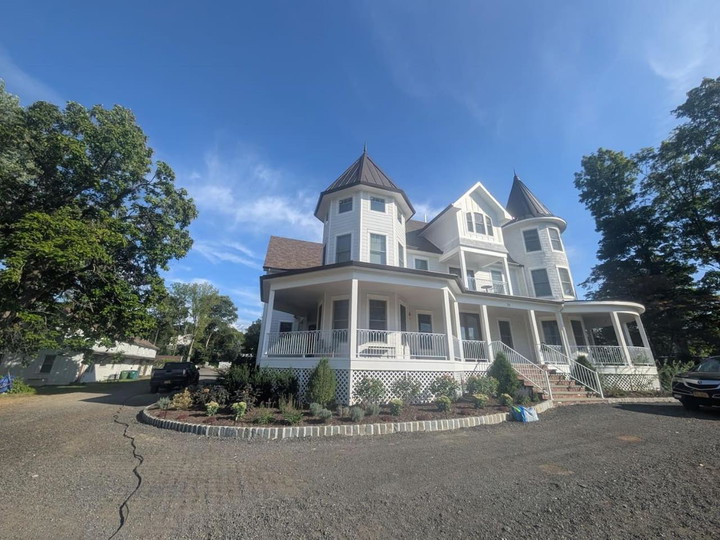 Parkway House Goshen Bed And Breakfast Suite 4 - Goshen, NY
