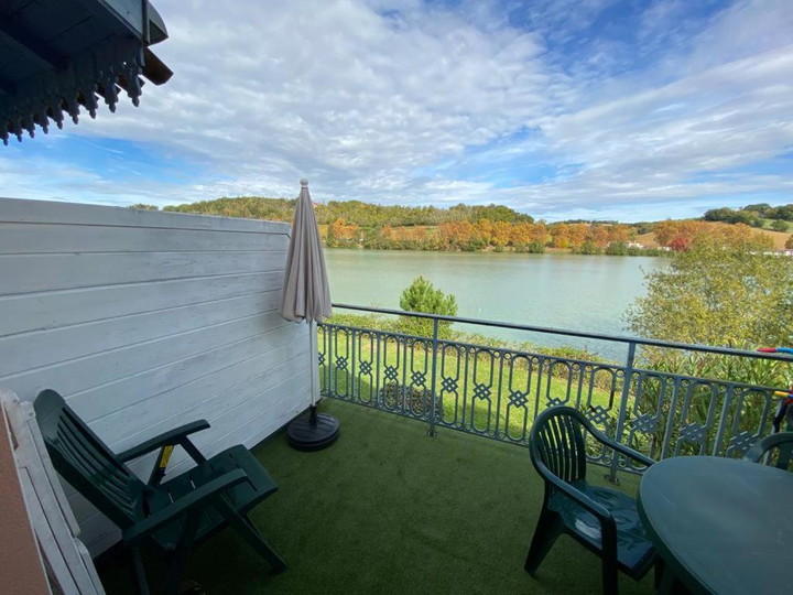 Appartement Au Calme Face Au Lac - Gers