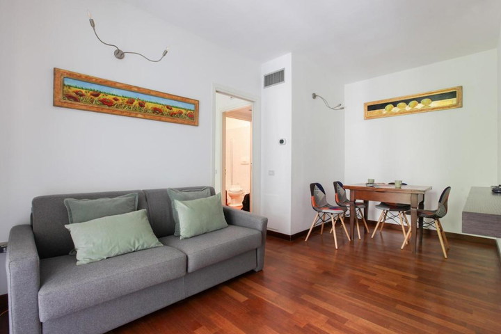 Hacca Collection - Quiet 1br With Balcony - San Lorenzo & Navigli - Milan