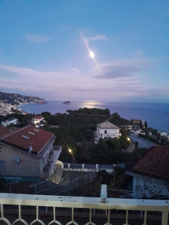 Mansarda A Noli E Spotorno - Noli