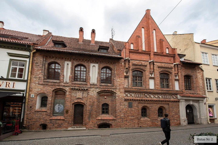 Cozy Apartment In Gothic Style House In The Heart Of The Old Town - Belarus