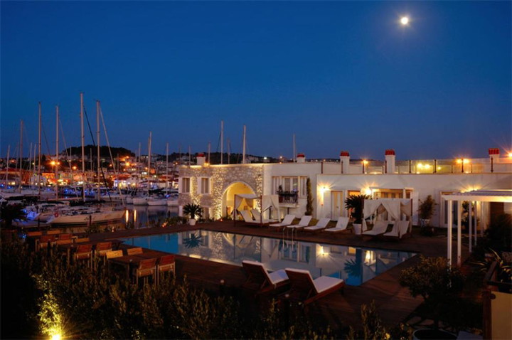 Cesme Marina Konukevi - Çeşme