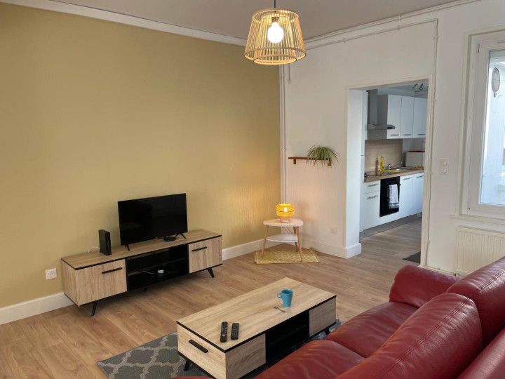 Maisonnette 2 Chambres Avec Cour - Lille