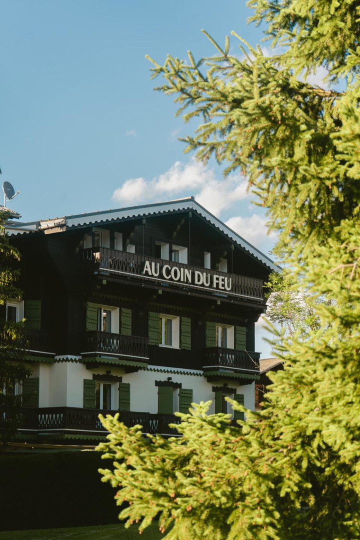 Au Coin Du Feu - Combloux