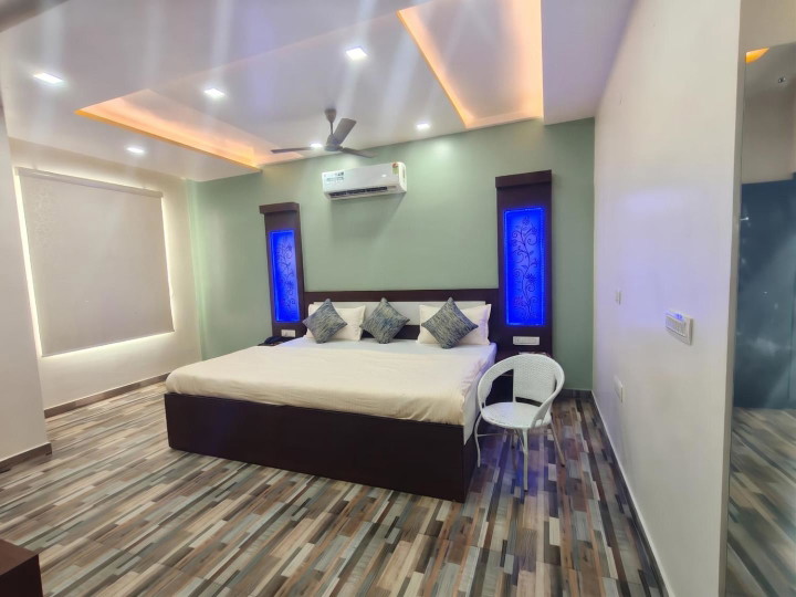 Fabhotels Driftwood - Manesar
