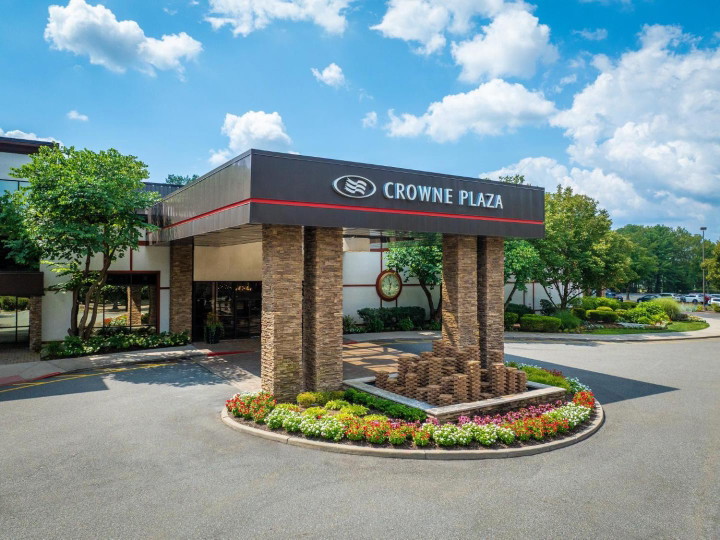 Crowne Plaza Suffern-mahwah By Ihg - Oakland, NJ