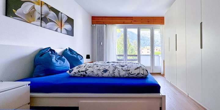 Zentrale Wohnung In St. Moritz Mit Großem Balkon - Sankt Moritz