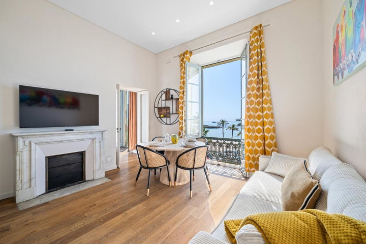 Les Sablettes Terrasse Vue Mer Centre Proche Plages - Mentone