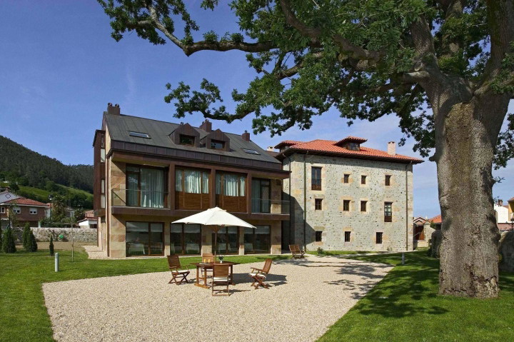 Apartamentos Posada La Robla - Spain