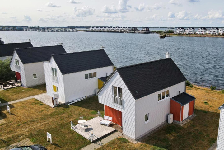 Ferienhaus Lieblingsplatz By Seeblick Ferien Oro, Direkte Wasserlage,sauna,kamin - Ostsee