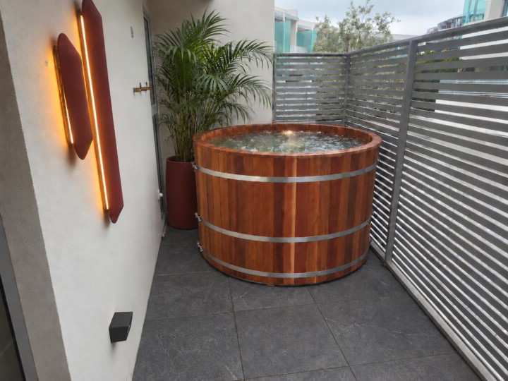 Hot Tub, King Beds, Free Parking, Cbd Central - Hobart