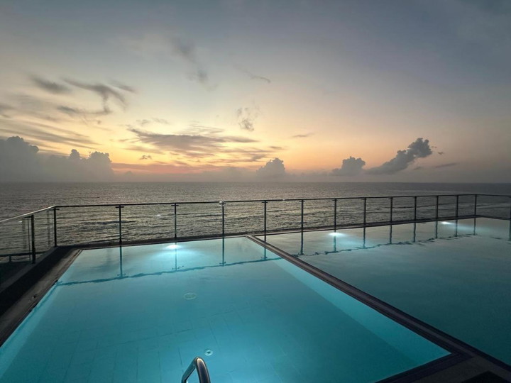 43 By The Sea - Colombo