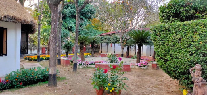 Chhuti Holiday Resort - West Bengal