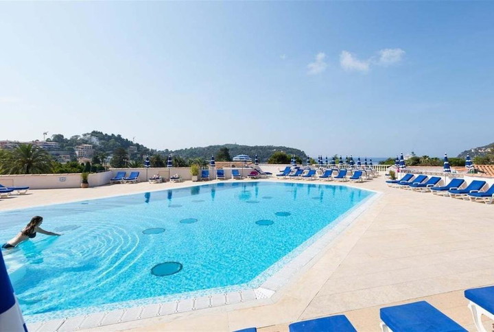 Pool , 150m To Beach, Seaview - 埃茲