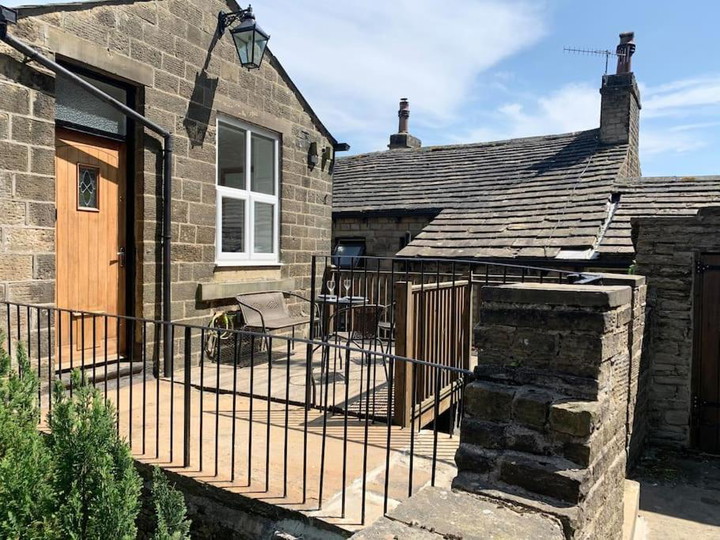 Artist Hideaway Main Street Haworth - Haworth