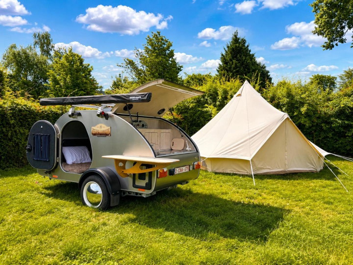 Glamping Privé 2 Tentes Pour Vous Sur Le Mont à Tilff - ベルギー