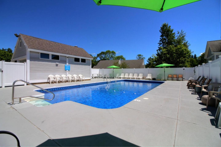 Killington Center Inn & Suites By Killington Vr - 1 Bedrooms - Killington, VT