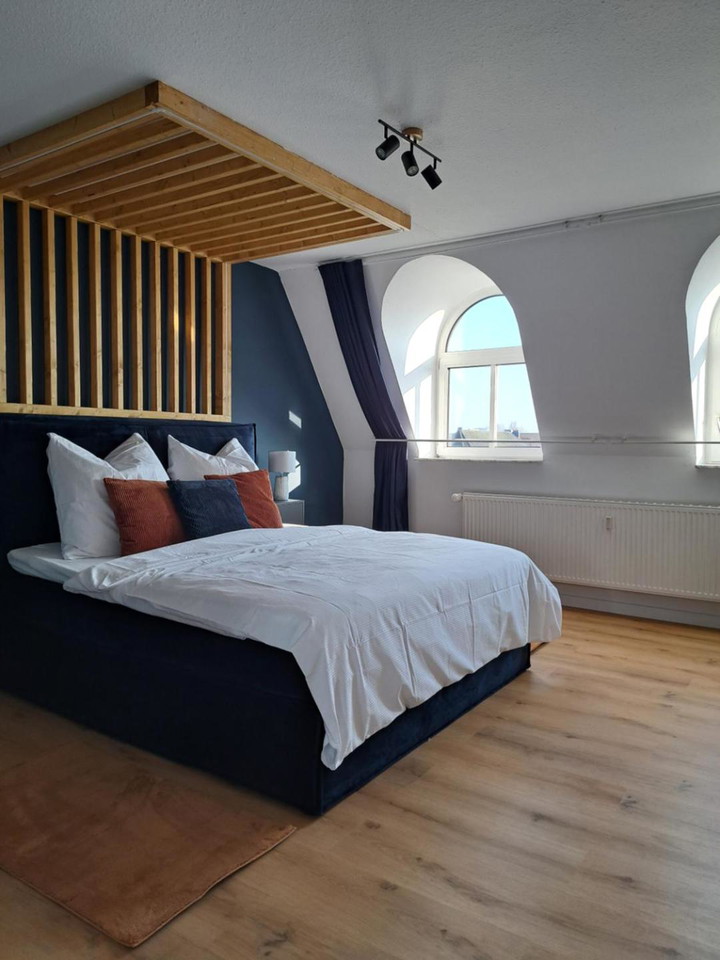 Livora Living - Stilvolles Dg-apartment An Der Fußgängerzone - 2 Schlafzimmer - Wilhelmshaven