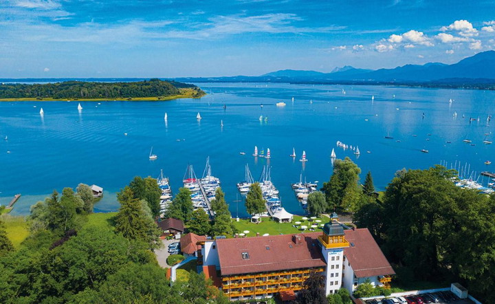Yachthotel Chiemsee Gmbh - Bad Endorf