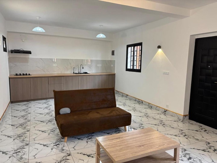 Villa 2 - 4 Bedrooms - Swimming Pool - Airport Shuttle - Antananarivo