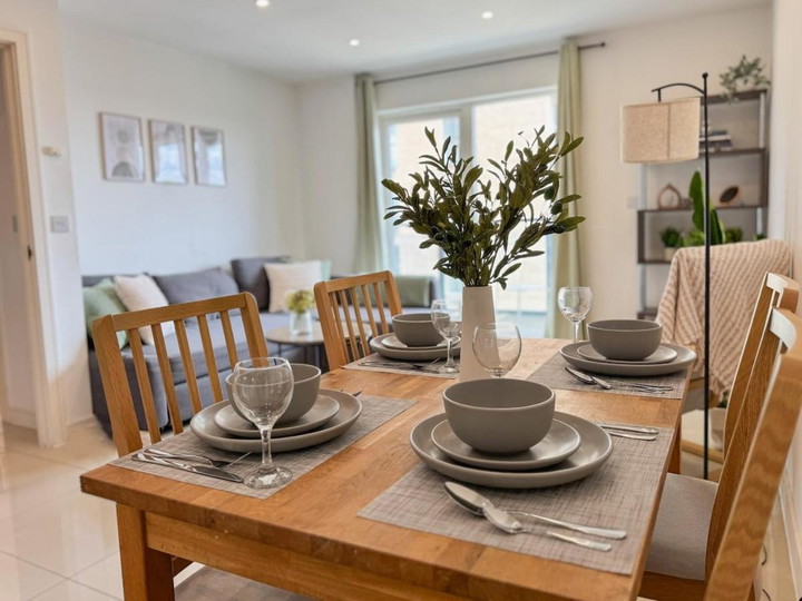 Lakeside Retreat - Spacious 1br - Peaceful Base Near Wembley - Hounslow