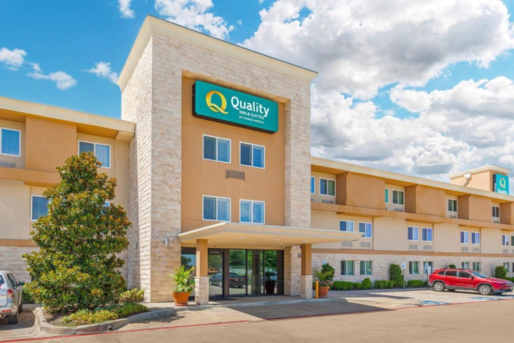 Quality Inn & Suites Plano East - Richardson - Plano, TX