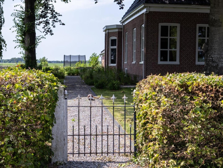 Charming Vacation Home With Private Garden And Views - Groningen