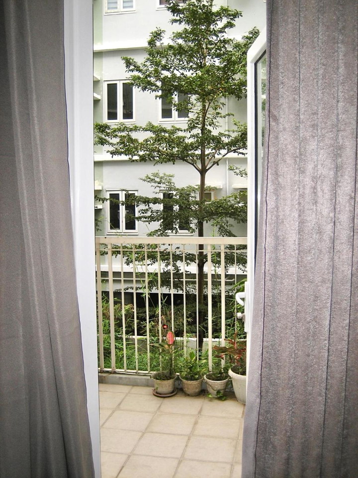 1br At Trees With Balcony Quezon City - Quezon City