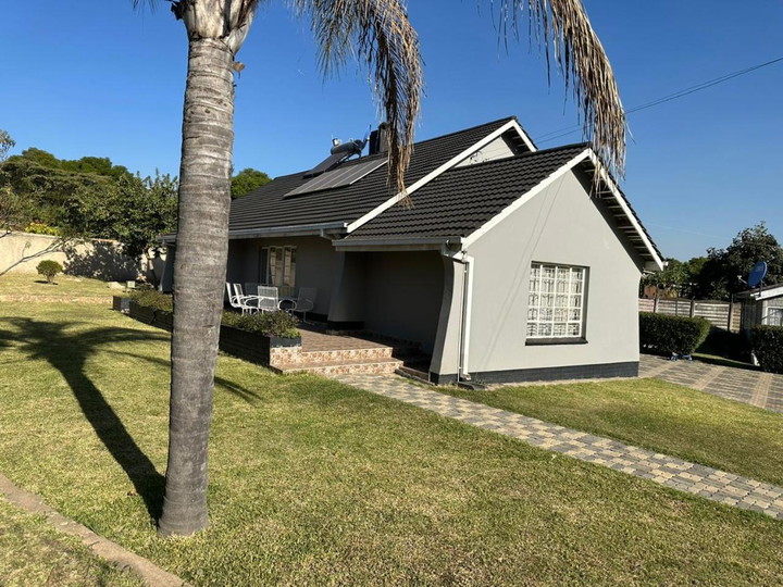 Casamaya Avondale- Charming 3 Bedroom House - Harare