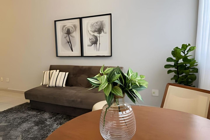 Apartamento Em óTima Avenida De Araxá - Araxá