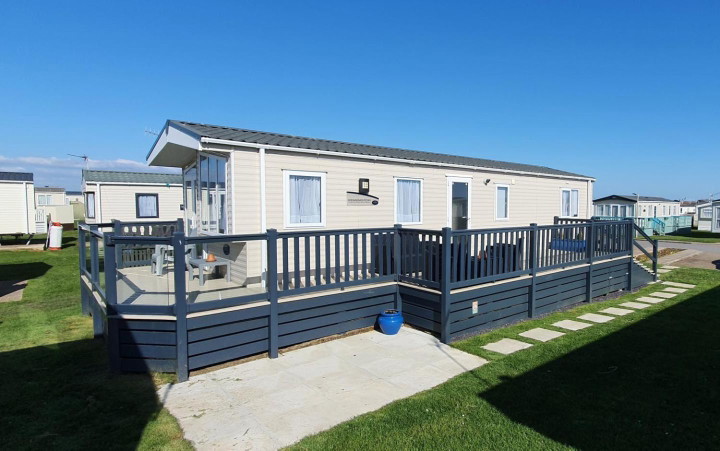Regal Seaside Haven, West Sands - West Sussex