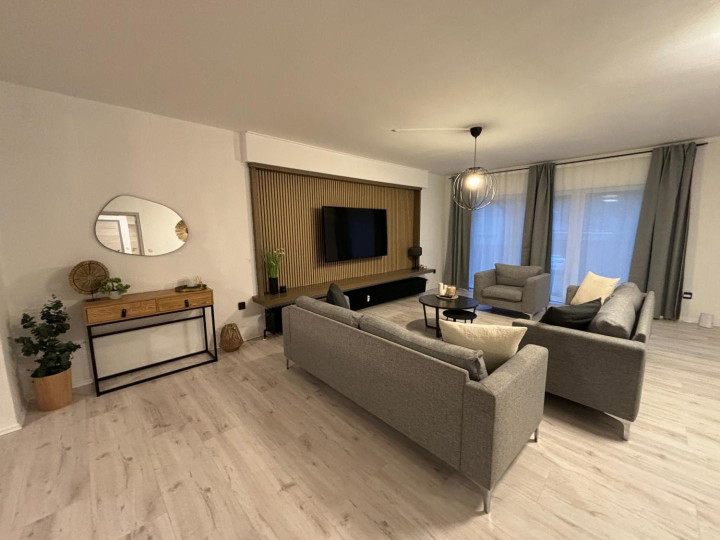 140qm - 4 Zimmer- Parkplatz - Autobahn - Blauer See - Mallibase Apartments - Garbsen