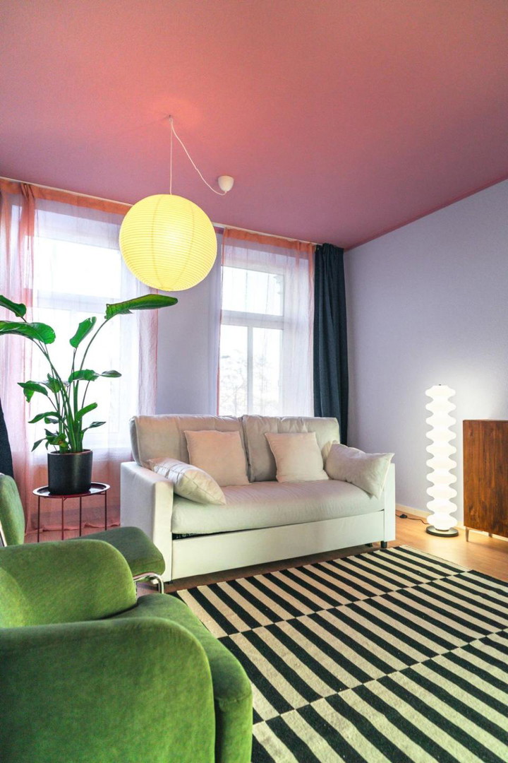Zentrumsnahe 2-zimmer Wohnung Mit Privatem Parkplatz Und Balkon - Leipzig