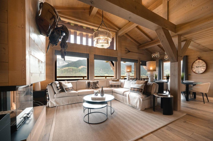 Luxury Megève Chalet, Sleeps 8 With Mountain Views And Jacuzzi - Notre-Dame-de-Bellecombe