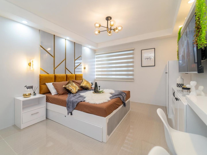Infini By J&j ( Persimmon Studio . Wifi . Pool ) - Cebu City