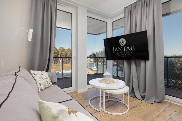 Lighthouse Mrzeżyno - By Jantar Apartamenty Kołobrzeg - Pologne
