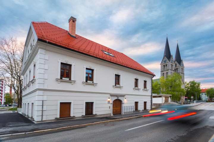 Hostel Bearlog Kočevje - Slovenia