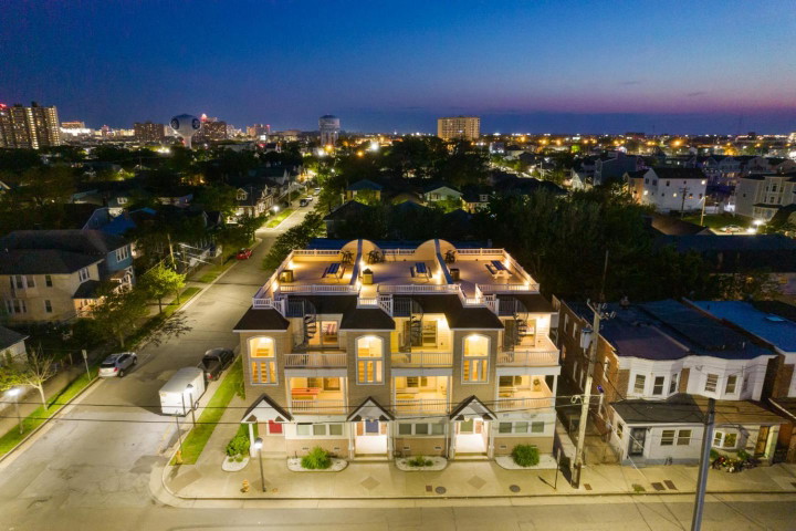 ❤️ The Top End Townhomes With Stunning Views On One-of-a-kind Rooftop Deck! Wow! - New Jersey