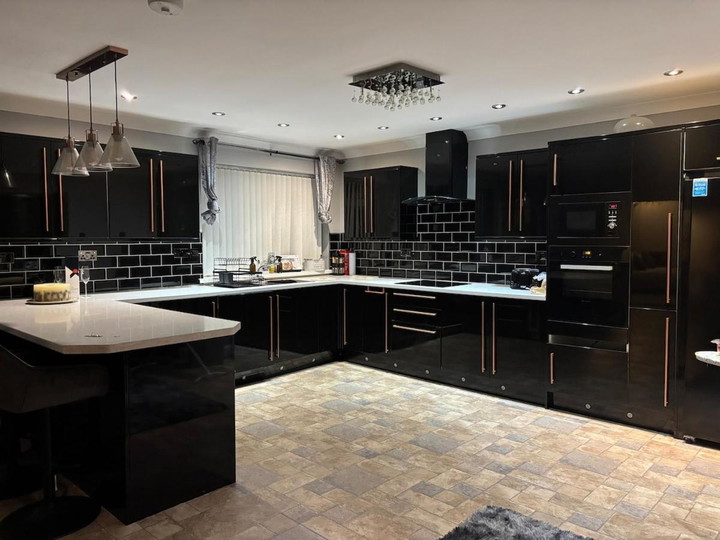 The Moon Stylish Cosy Apartment Near Pontypool - Usk