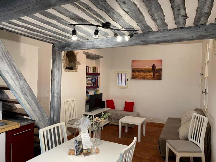 Studio Cosy Dans Le Centre-ville Historique - Le Thor