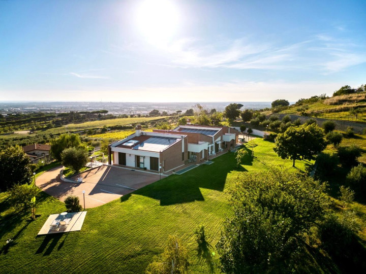 Cape House - Marino