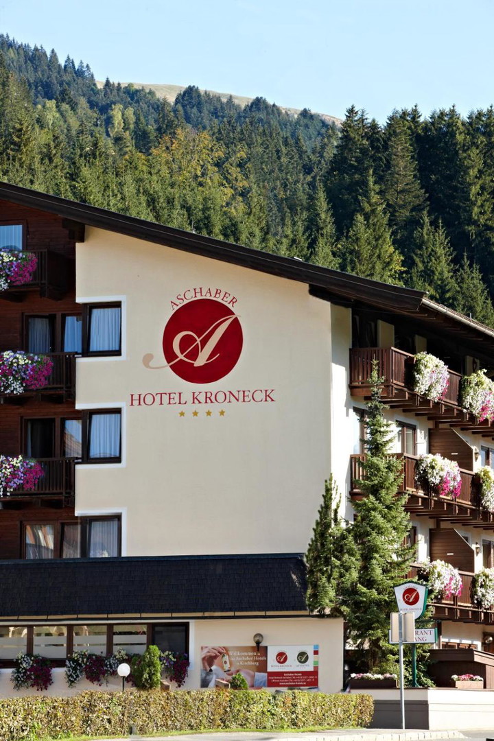 Hotel Kroneck - Kirchberg in Tirol