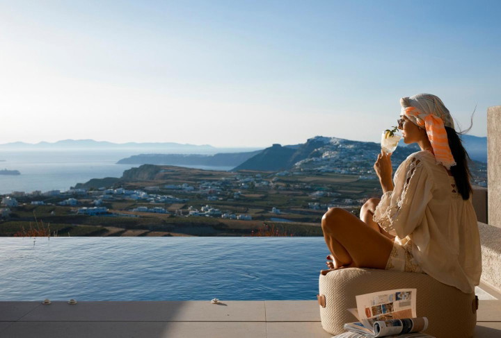 Halcyon Days Suites - Santorin
