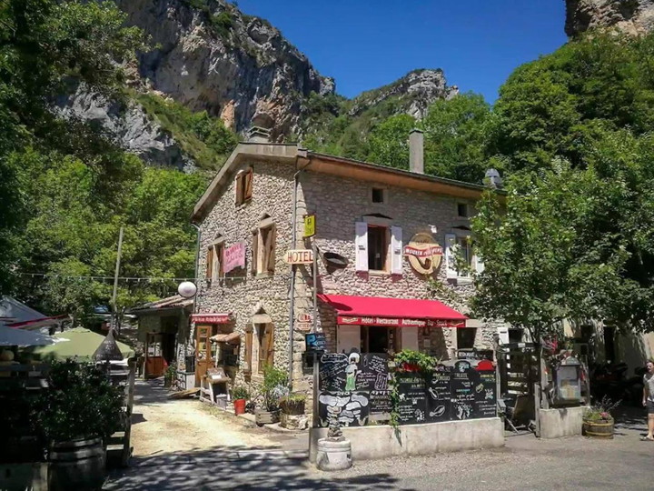 Logis Hotel Le Moulin De La Pipe - Crest