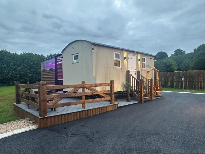 Doon Shepherds Hut - Enniskillen